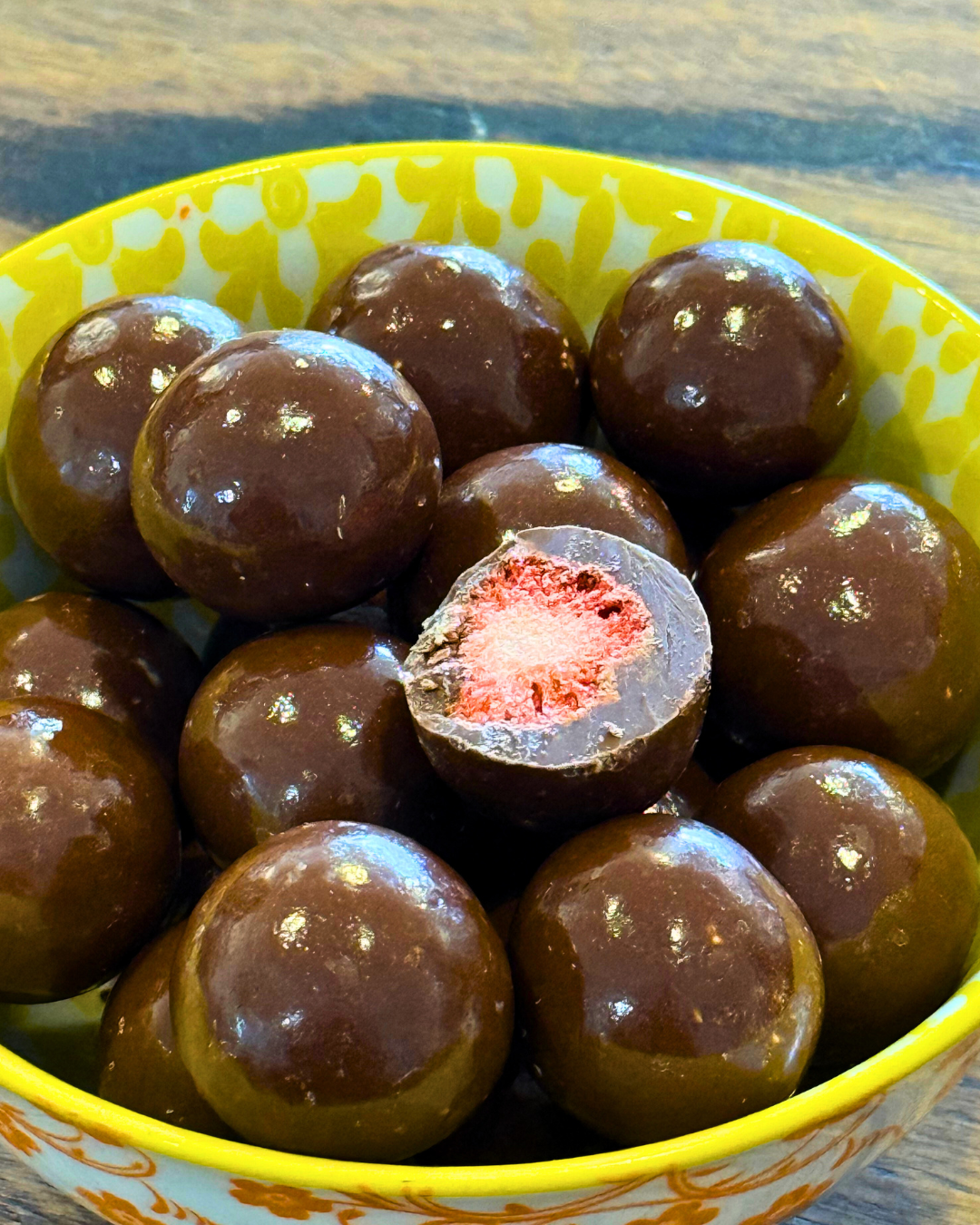 Milk Chocolate Freeze Dried Strawberries – Foundation Bulk Foods